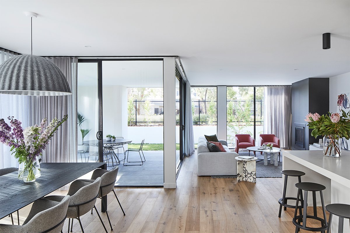 "Thomas Archer's distinctively different approach to contemporary ...